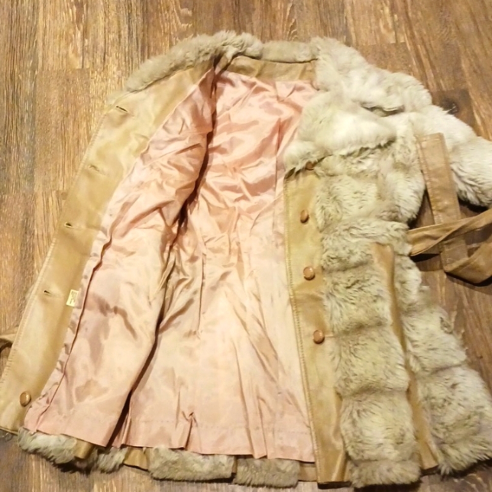1974's-1995 Faux, Fur And Leather Coat - Gem